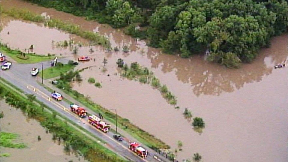 Kansas death blamed on flash flooding - KAKE