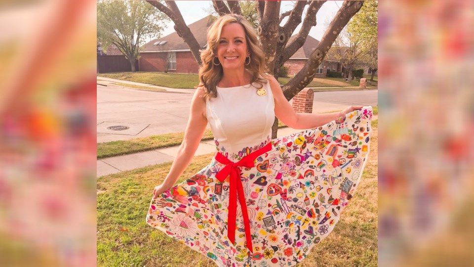 Elementary School Art Teacher Makes Dress Featuring Her Students Drawings KAKE elementary-school-art-teacher-makes-dress-featuring-her-students-drawings-kake