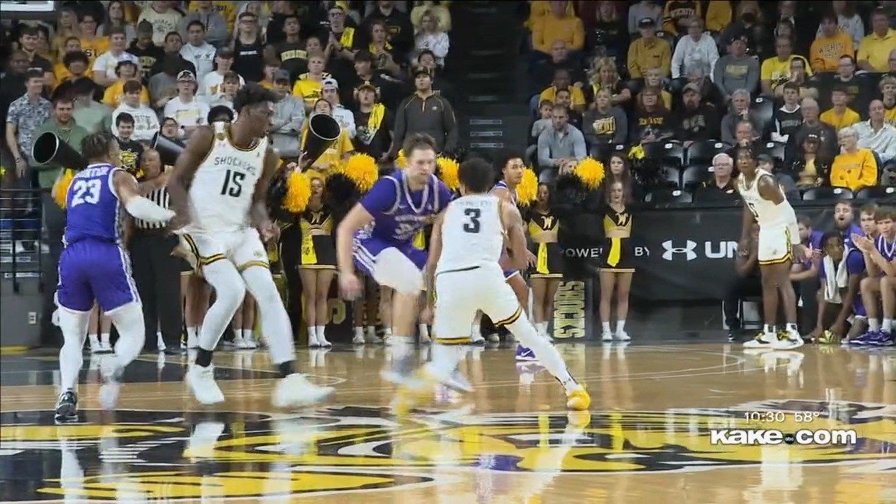 Porter has career night, Shockers win opener - KAKE