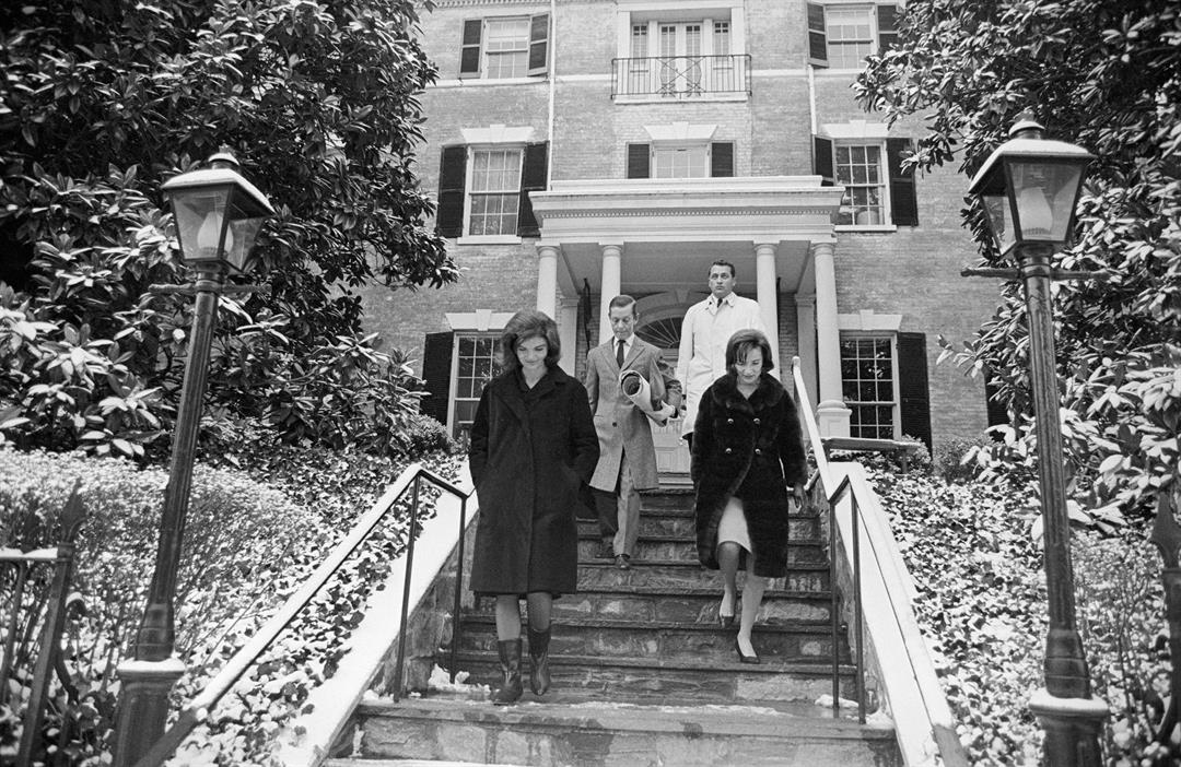 Jackie Kennedys Former Dc Home Hits The Market At A Price Fit For A